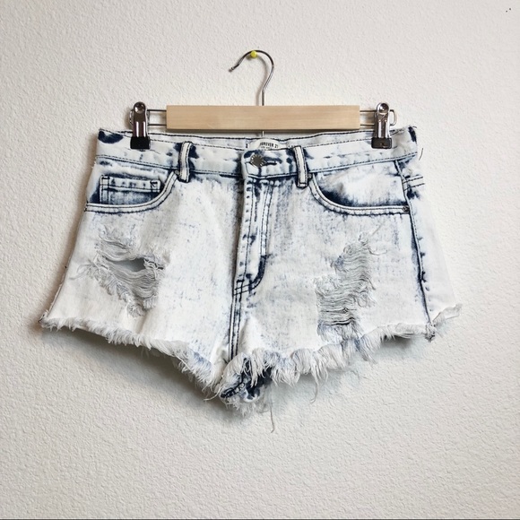 Forever 21 | Shorts | F2 Frayed And Distressed Bleach Denim Shorts 27 ...
